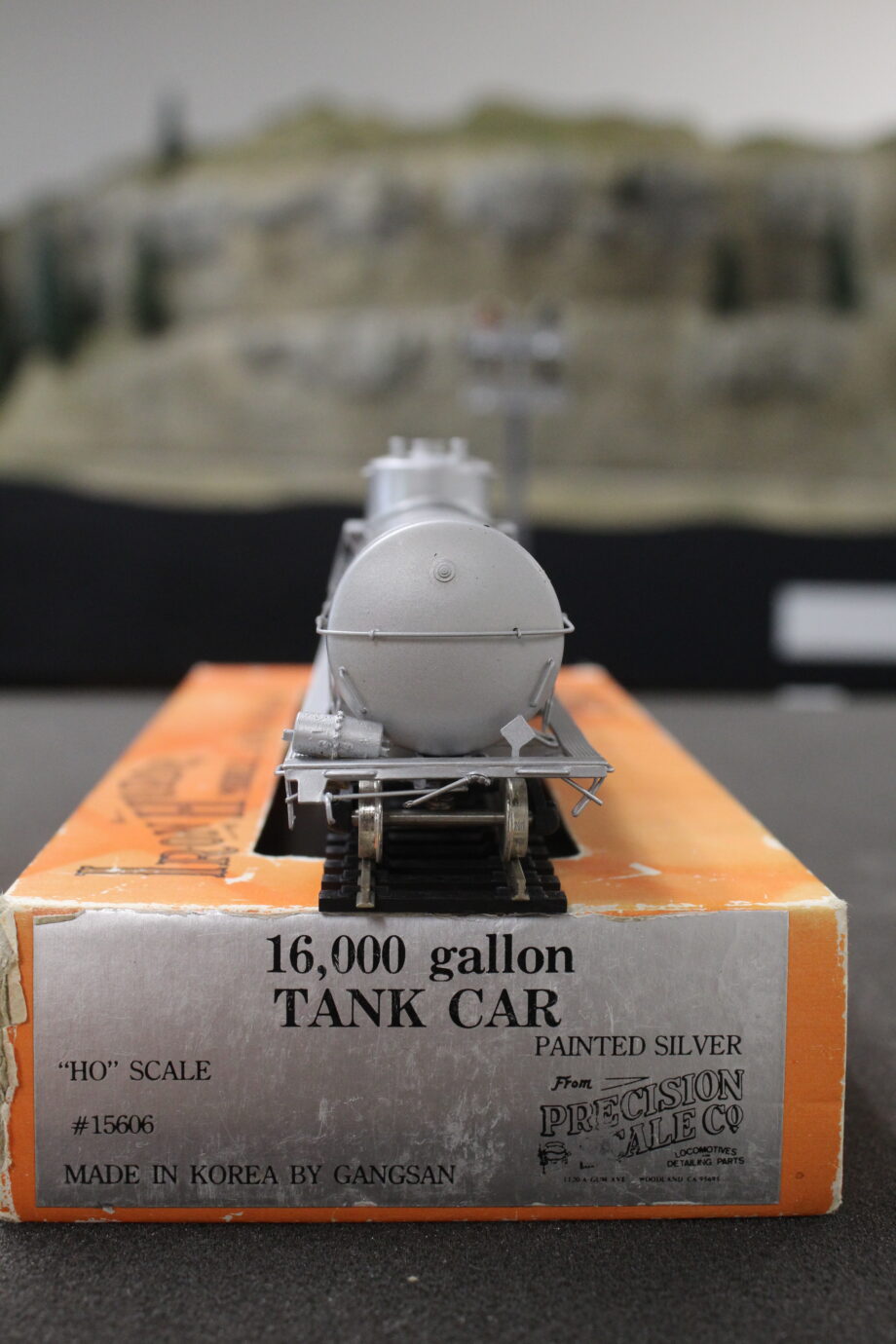 Precision Scale #15606 16,000 Gallon Tank car HO scale – Beckley Family ...