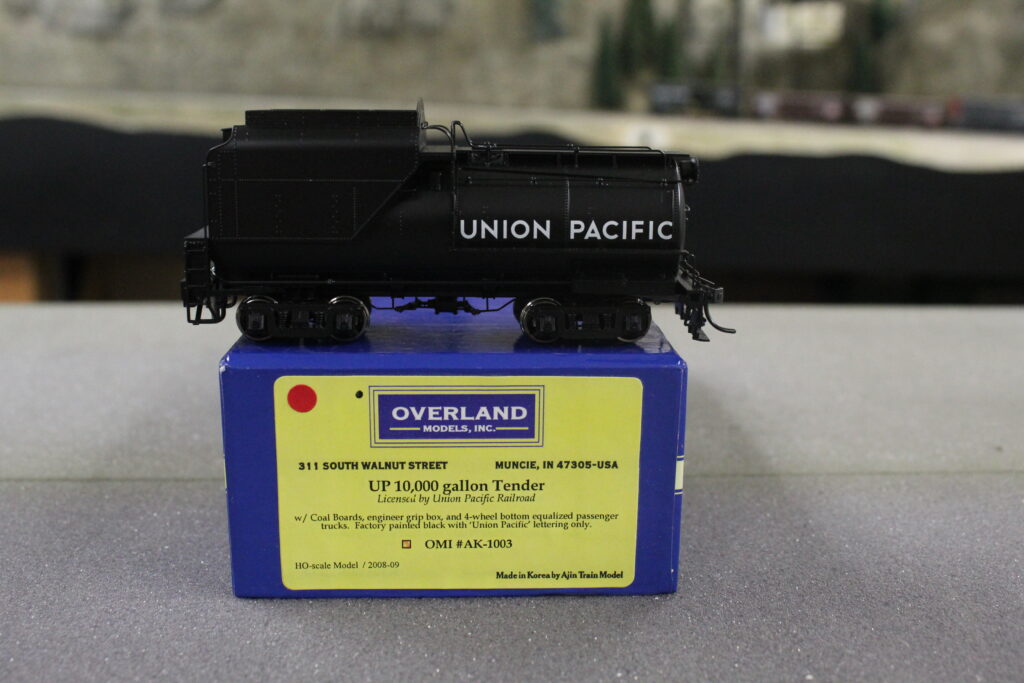 Overland Models AK-1003 UP 10,000 Gallon Tender HO scale – Beckley ...